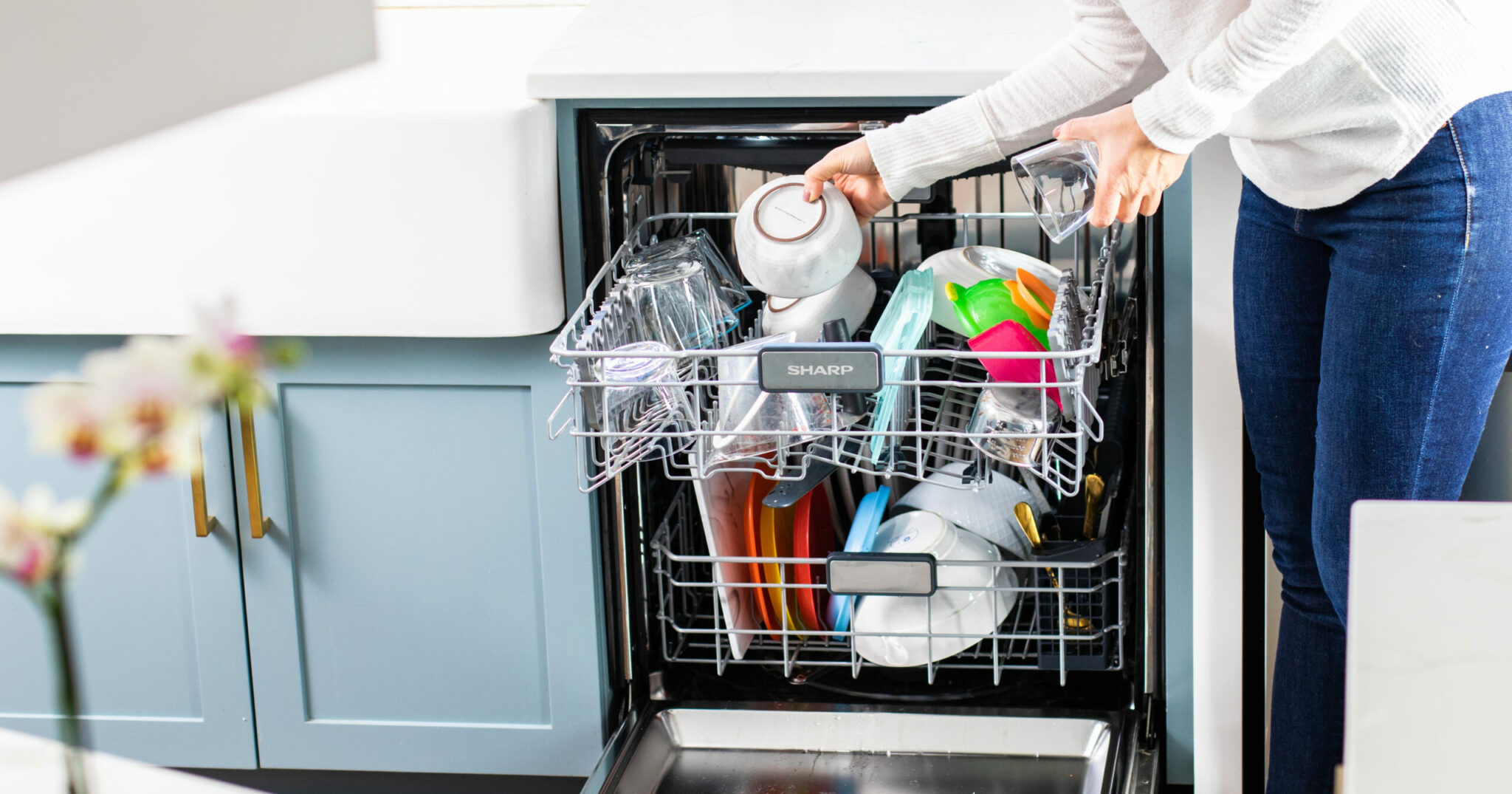 How to Load Your Dishwasher - Simply Better Living