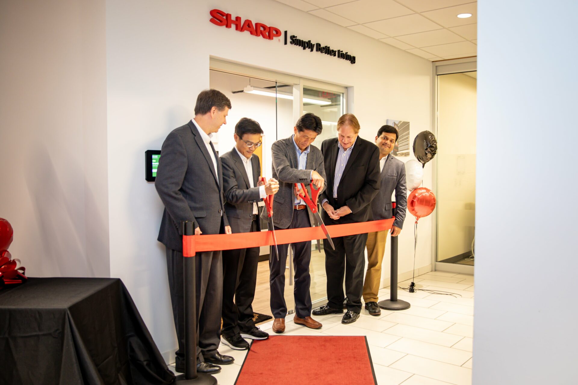 CEO, Robert Wu, Visits Montvale Headquarters - Simply Better Living