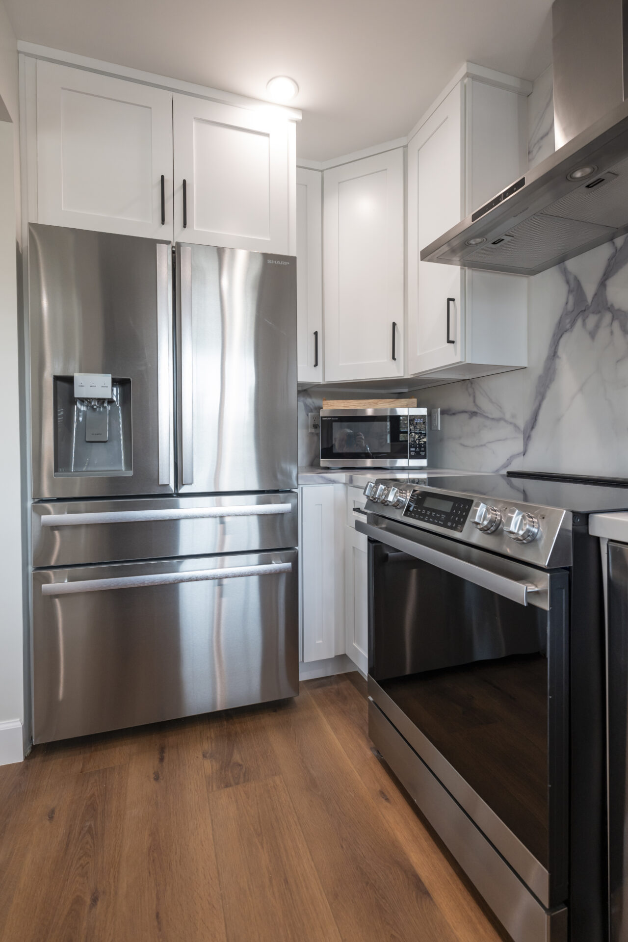 Counter Depth Refrigerator vs Standard | Fridge Comparison Guide