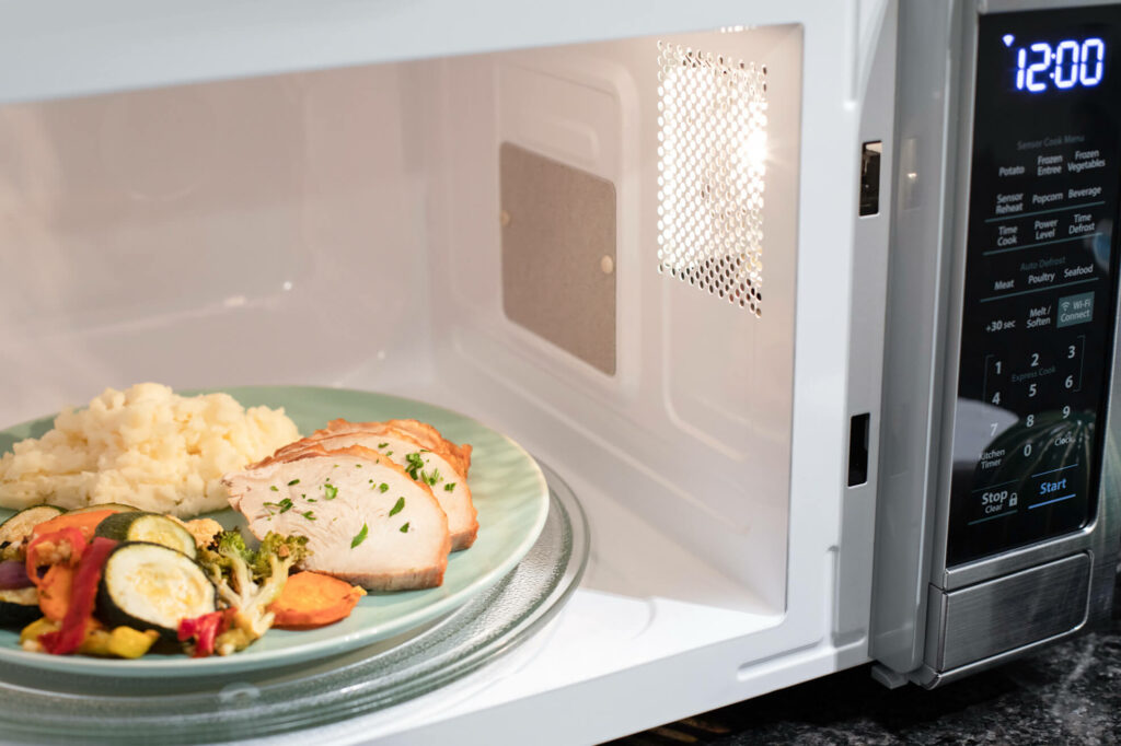 Top 5 Reasons to Buy a New Microwave Now - Simply Better Living