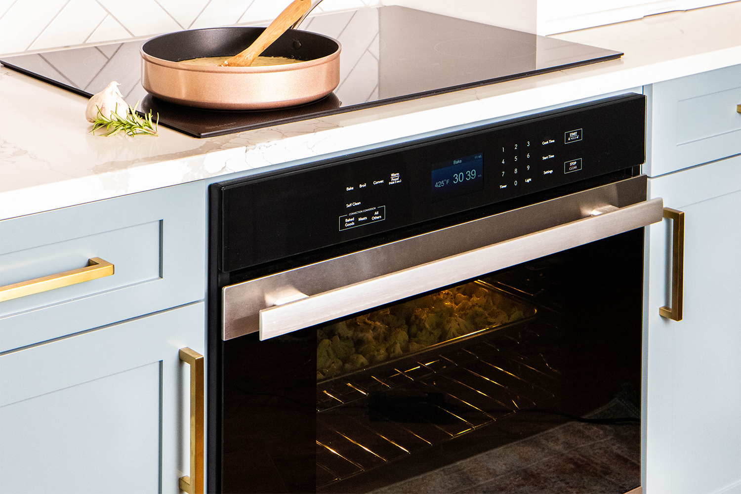 Convection Oven vs. Regular Oven: When to Use One Over the Other